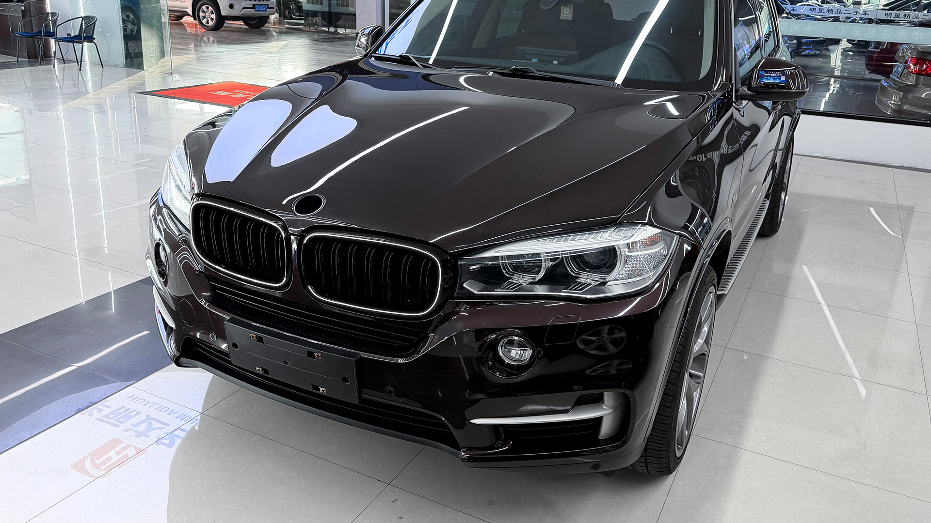 Çin üreticisinden BMW X5 X6 F15 F16 2014-2018 için Işıklı Ön Tampon ...