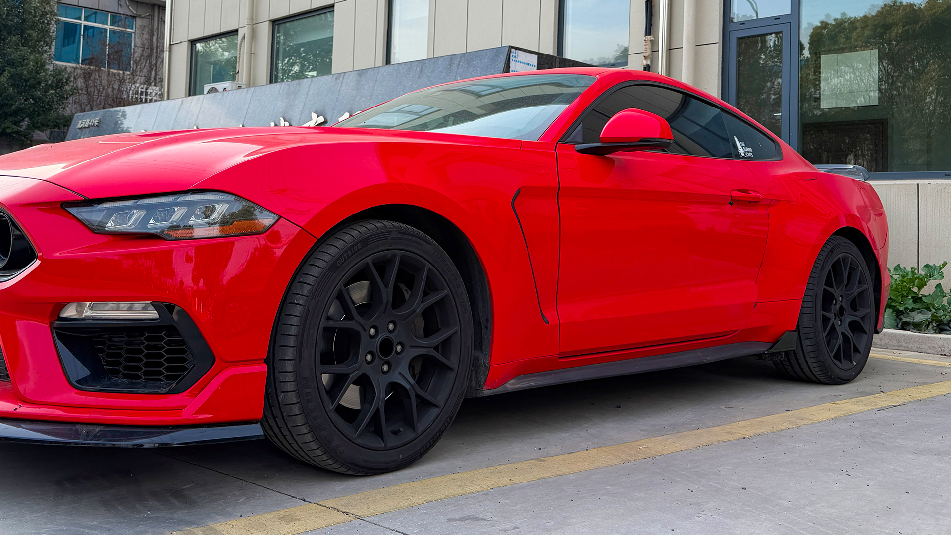 Çin üreticisinden Ford Mustang MK6 2015-2023 için Yan Etek Külbütör ...